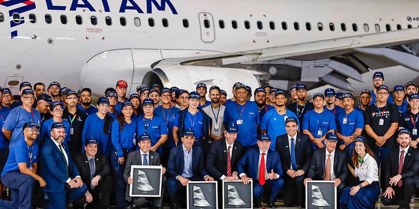 Latam incorpora na frota os primeiros aviões da Embraer - TV SAJ ...